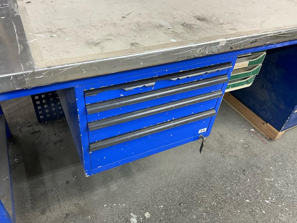 Work table | Dome Auctions